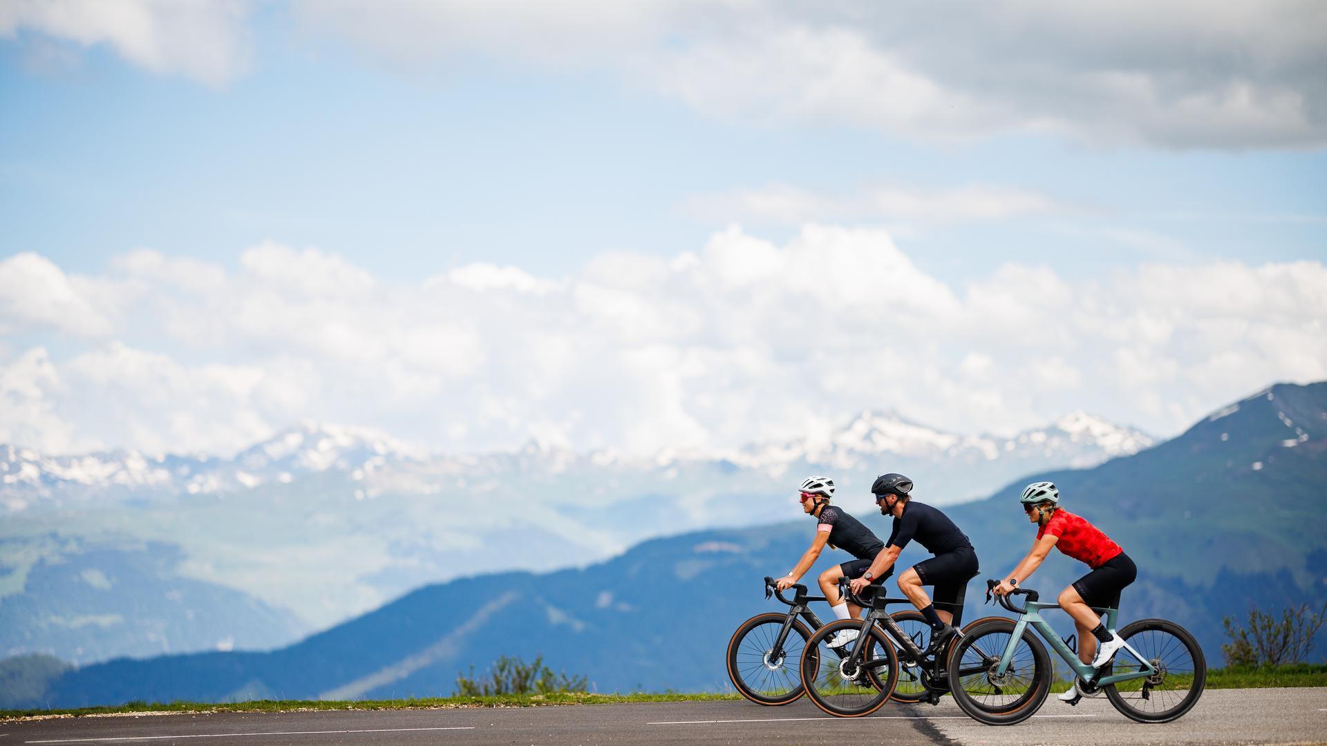 Road biking, cycling around la Loze mountain - Holiday in the Alps ...