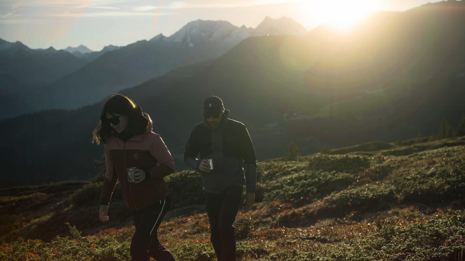Trekking French Alps: A 2-Day Trek Between Les Allues and Saint-Martin ...