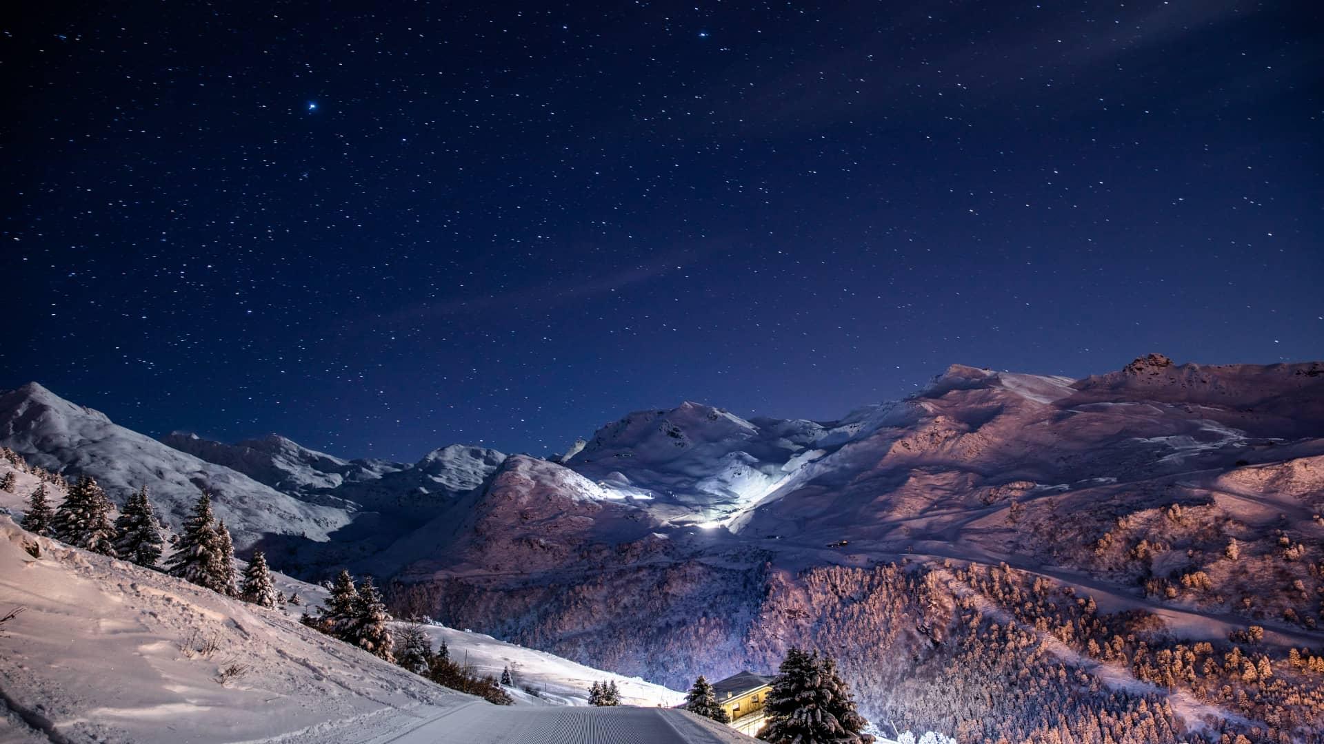 Nights in the French Alps mountains, - Les 3 Vallées